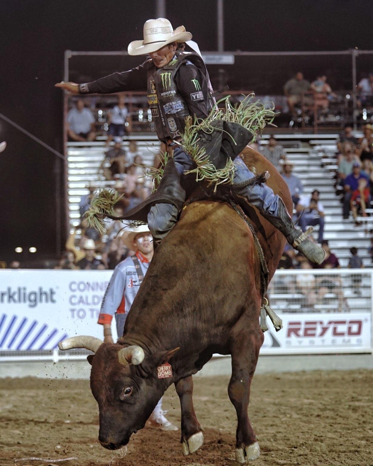 MAUNEY HAS FANS ON FEET AT CALDWELL NIGHT RODEO - TENN TEXAS