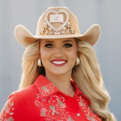 Meet Callie Mueller: The Voice of Miss Rodeo America - TENN TEXAS