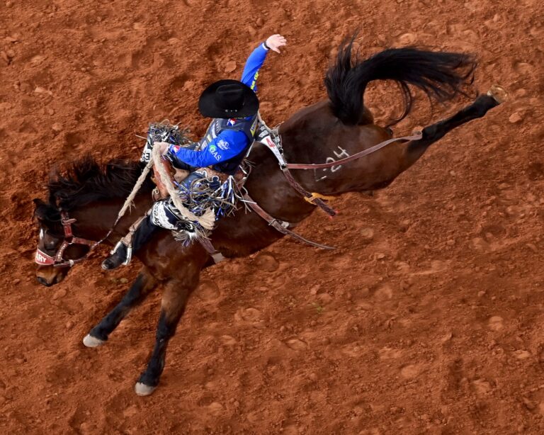 Statler Wright: A Dominating Force in Rodeo Brackets - TENN TEXAS